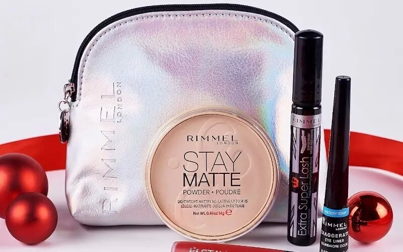 Win a Rimmel makeup bag set | Prima Competitions